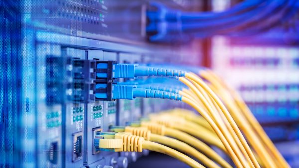 Introducing Cisco NX-OS Switches and Fabrics in the Data Center ...